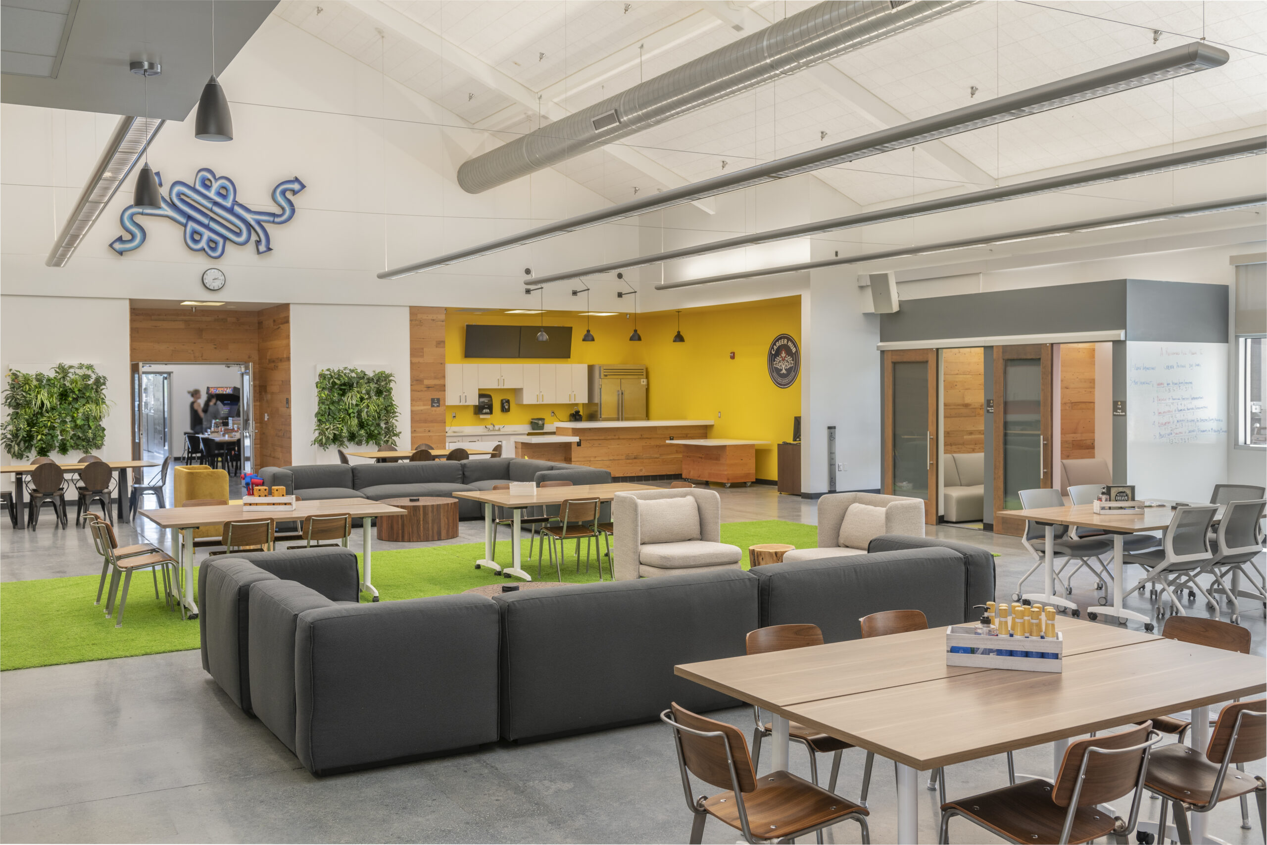 ABOUT US - tBP/Architecture